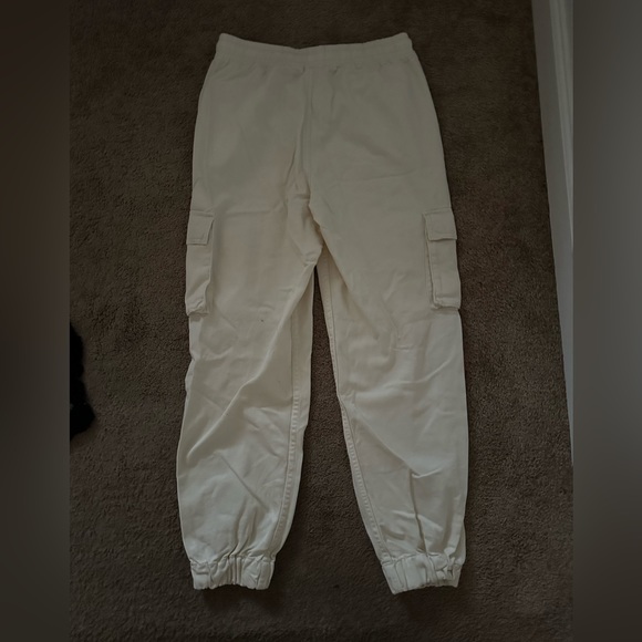 Forever 21 | Pants | Cream Colored Pants Size Medium | Poshmark